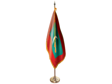 Maldives Indoor Presentation Flagpole Set - Oak Pole • Flagsource Unlimited